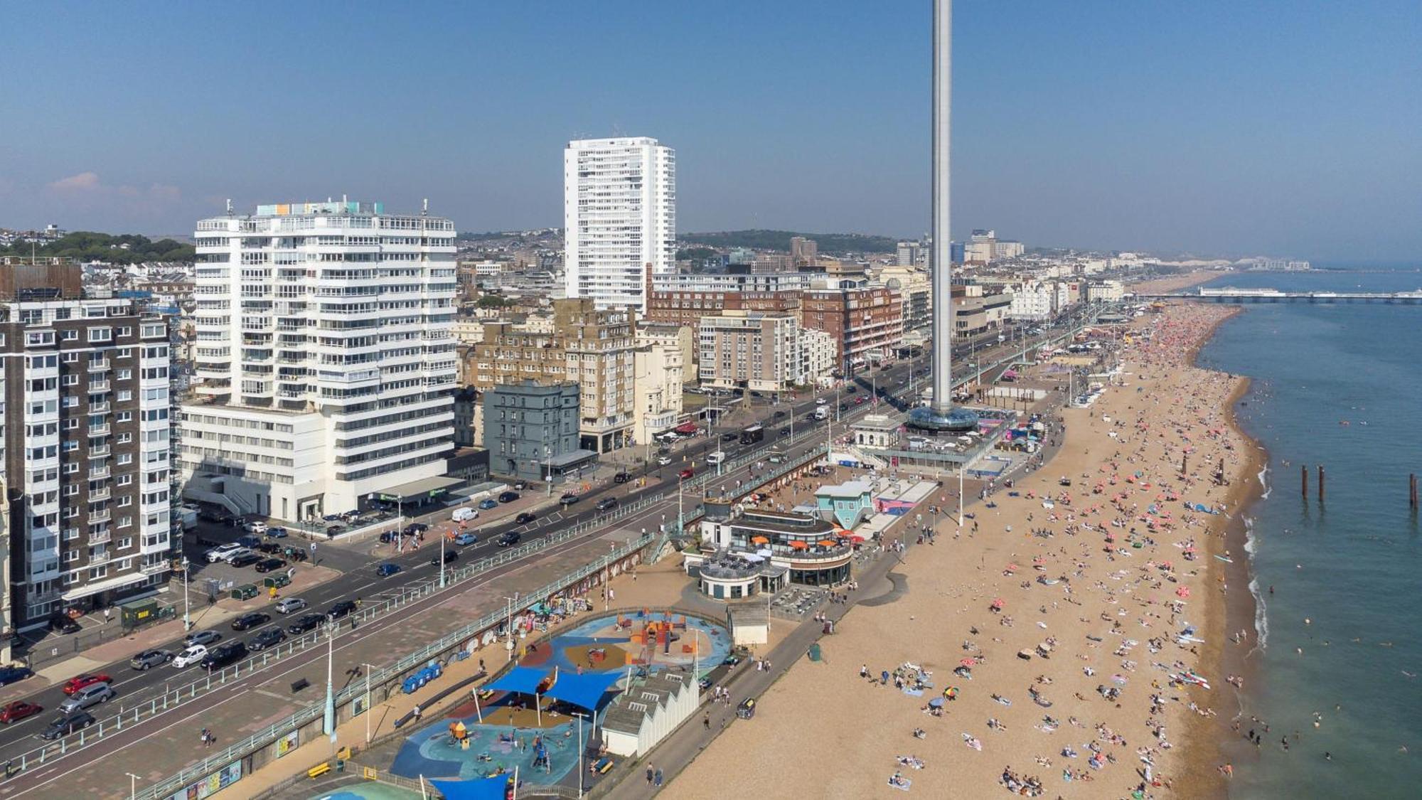 HOLIDAY INN BRIGHTON SEAFRONT
